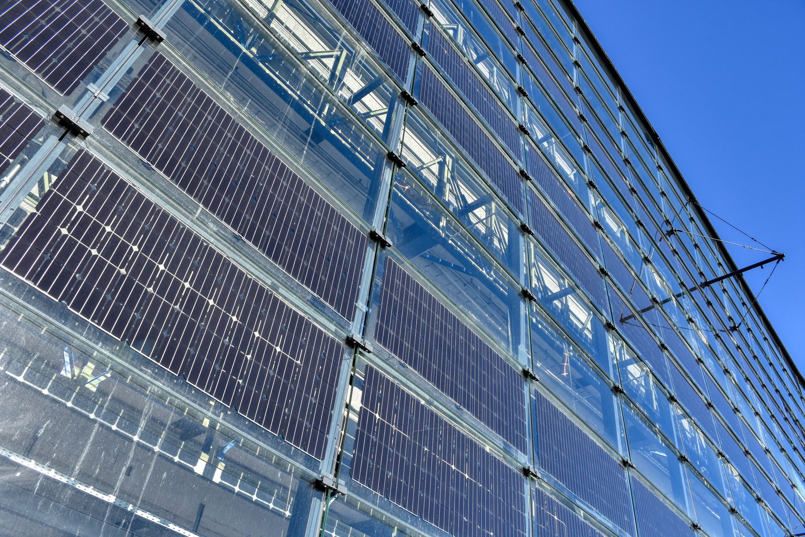 Transparente Solarmodule: PV-Modul durchsichtig, Preise ☀