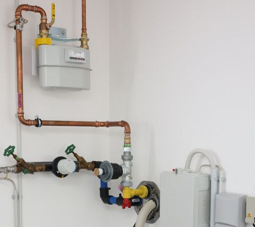 Wie riecht Gas? Gasgeruch erkennen & was tun bei Gasaustritt