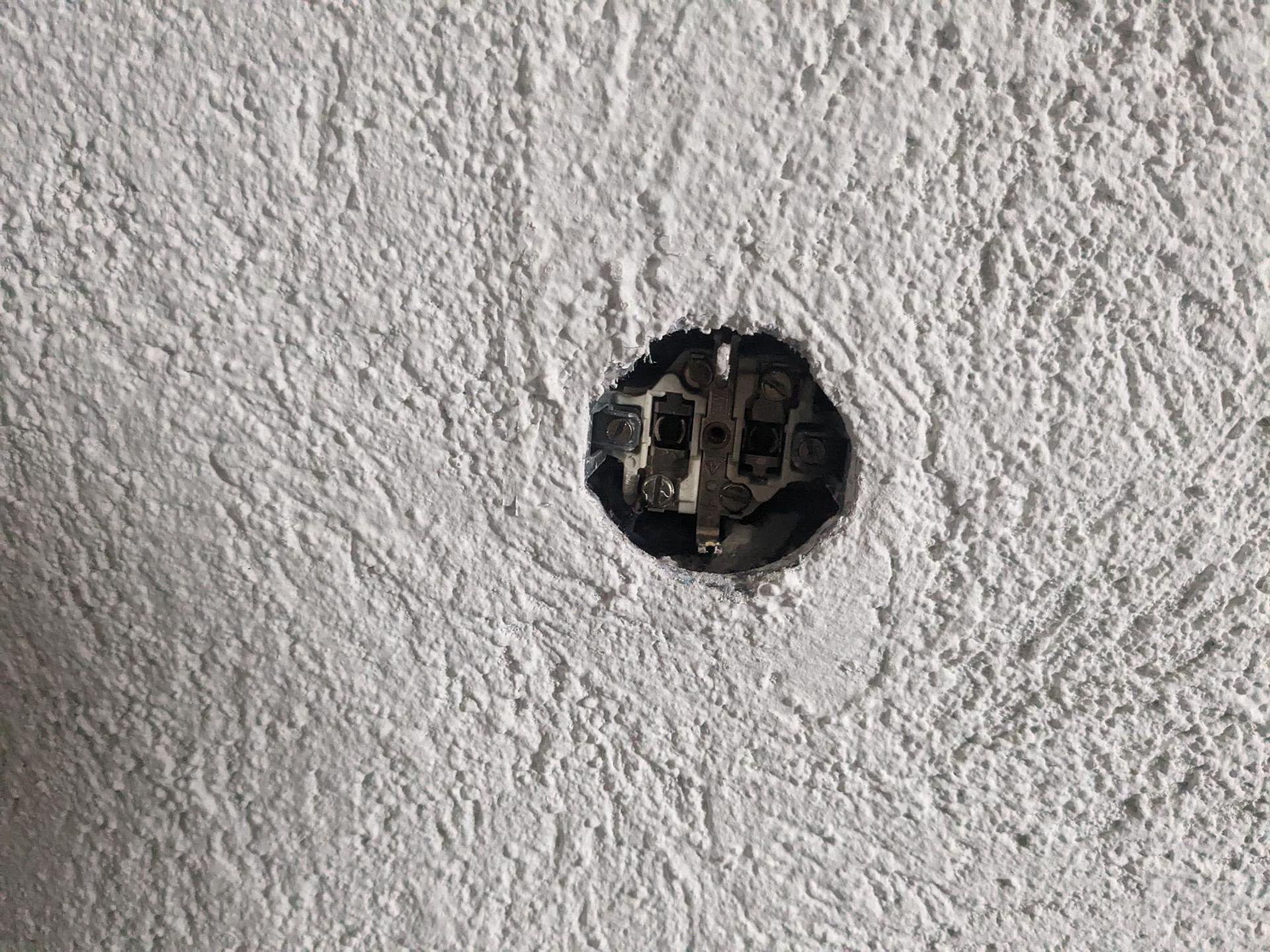 Elektroinstallation PV-Anlage: Photovoltaik&alte Elektrik ☀